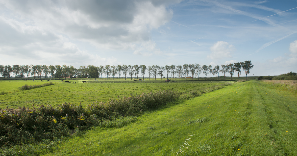 Boeren gaan aan de slag en bieden verkenningsrapport aan - Provincie ...